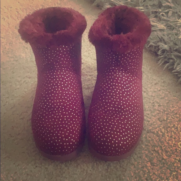 Target | Shoes | Nearly New Burgundy Target Fluffy Boots | Poshmark